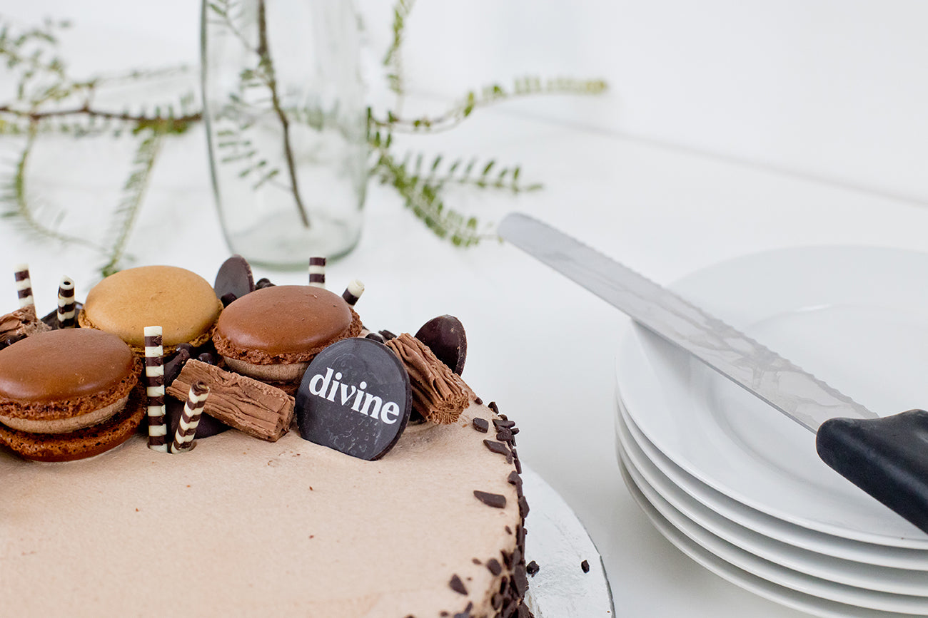 Cakes for Birthdays, Weddings & Other Celebrations » Divine – Divine