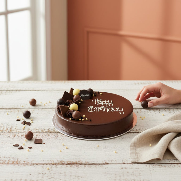 Cakes for Birthdays, Weddings & Other Celebrations » Divine – Divine