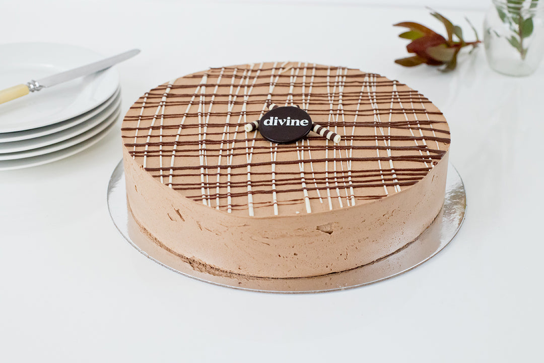 Cheesecakes, Moussecakes & Gateaux | Desserts » Divine – Divine